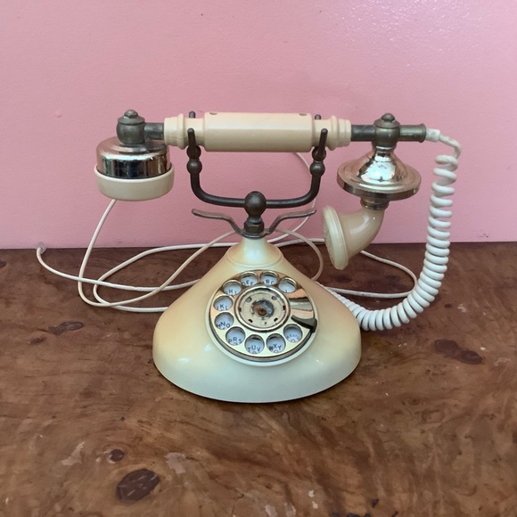 Radio Shack | Other | Vintage Radio Shack French Style Rotary Phone ...